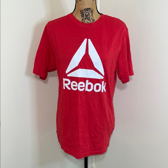 Reebok | Shirts | Reebok Red Short Sleeve Tee Iconic Athletic Style ...